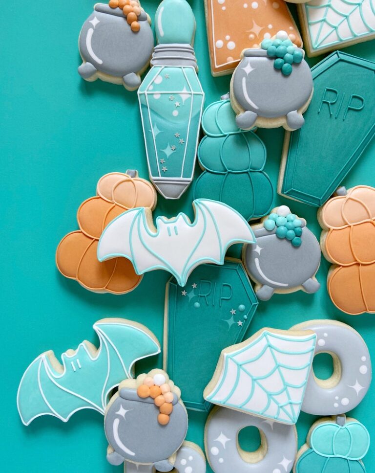 50+ Fun Halloween Sugar Cookies For Spooky Season! - The Pink Brunette