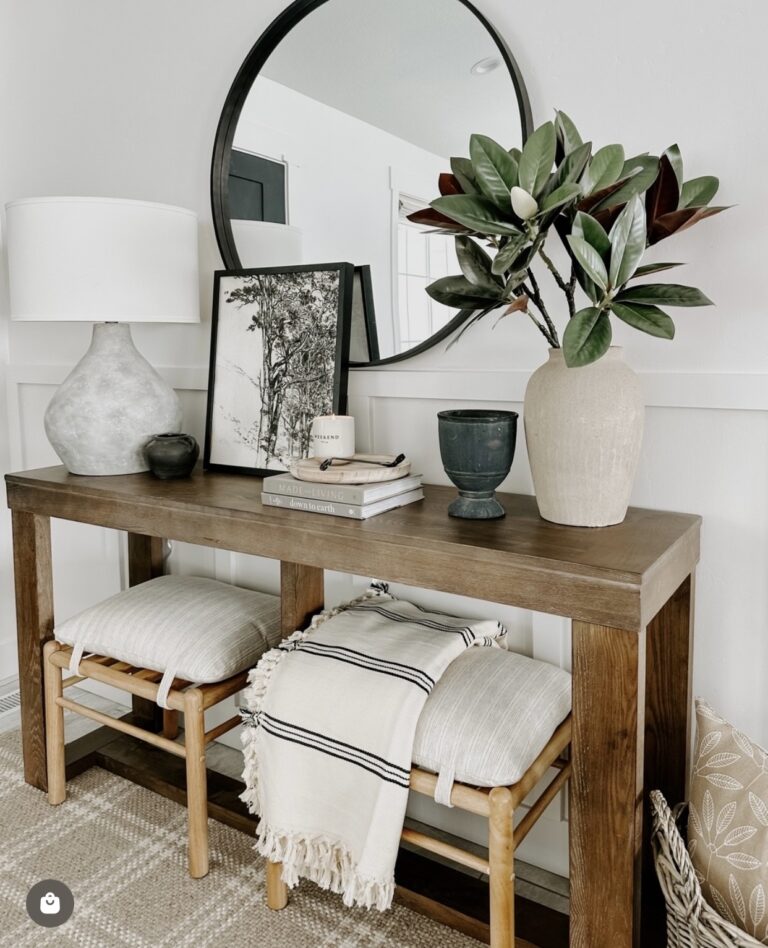 35+ Beautiful Entry Table Decor Ideas You Must Try Now! - The Pink Brunette